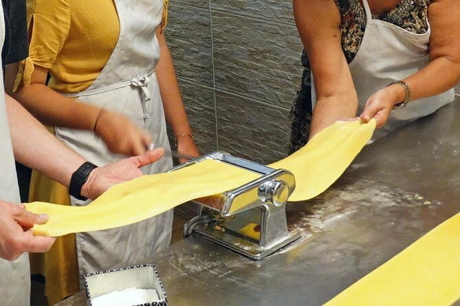 Hands-On Pasta Cooking Class in Florence with optional Pizza - About the Experience: What You Can Expect