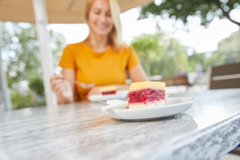 Hannover: Culinary Walking Tour Downtown + Old Town - The Guide & Experience Quality