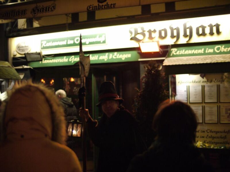 Hanover: Night tour with night watchman Melchior - The Experience: What to Expect on the Night Tour