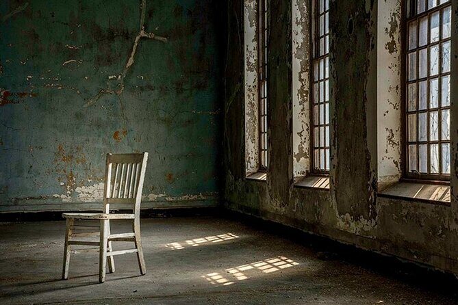 Hard Hat Tour of the Abandoned Ellis Island Hospital Complex - FAQ