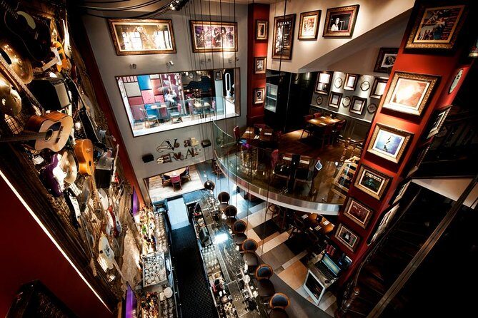 Hard Rock Cafe Brussels with Set Lunch or Dinner - Key Points