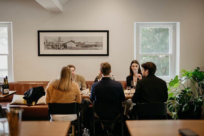 Hardys: Tasting in the Dark: A Wine Sensory Experience - FAQ  