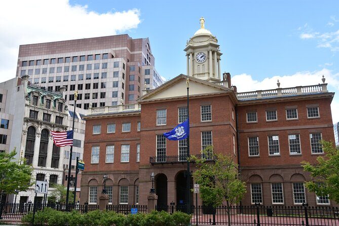 Hartford Historic Downtown GPS Self Guided Audio Walking Tour - An In-Depth Look at the Hartford Downtown Tour