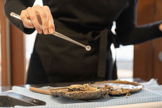 Harvest Your Own Pearl Private Experience - Perth - A Closer Look at the Perth Pearl Harvest Experience