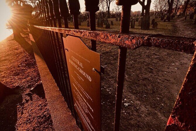 Haunted Boston Night-Time Walking Ghost Tour - The Sum Up