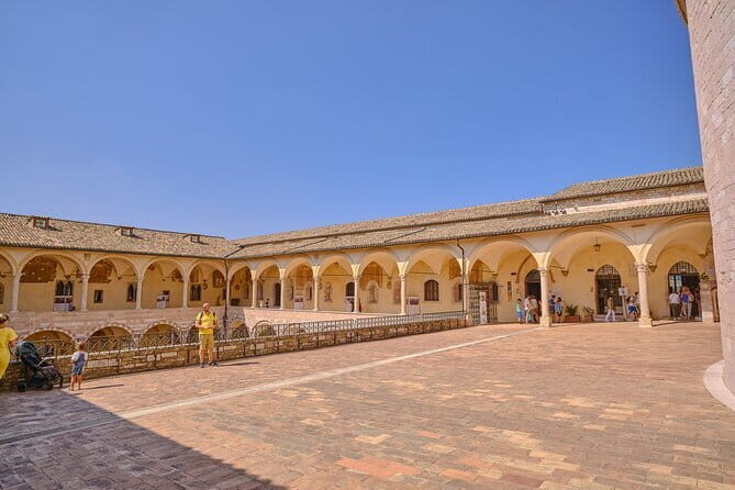 Heart of Italy Day Trip: Visit Perugia and Assisi from Florence - FAQs