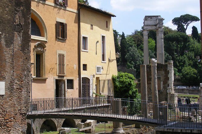 Heart of Rome: 3 Course Dinner Experience with a Local Foodie - Practicalities and Logistics