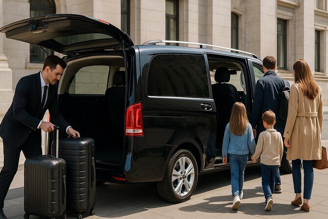 Heathrow Airport Taxi To and From London - The Journey: Comfort and Convenience