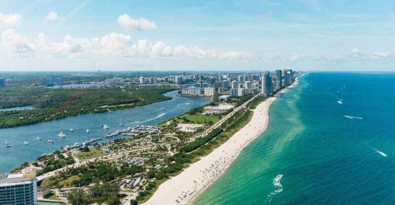 Helicopter Tour: Fort Lauderdale to Miami Beach - Key Points