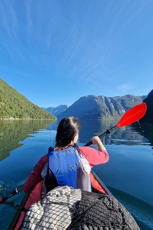 Hellesylt: Beginner-Friendly Fjord Kayaking Experience - Key Points