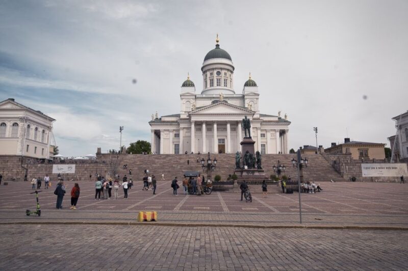 Helsinki: Bus Tour with Audio Guide - Key Points