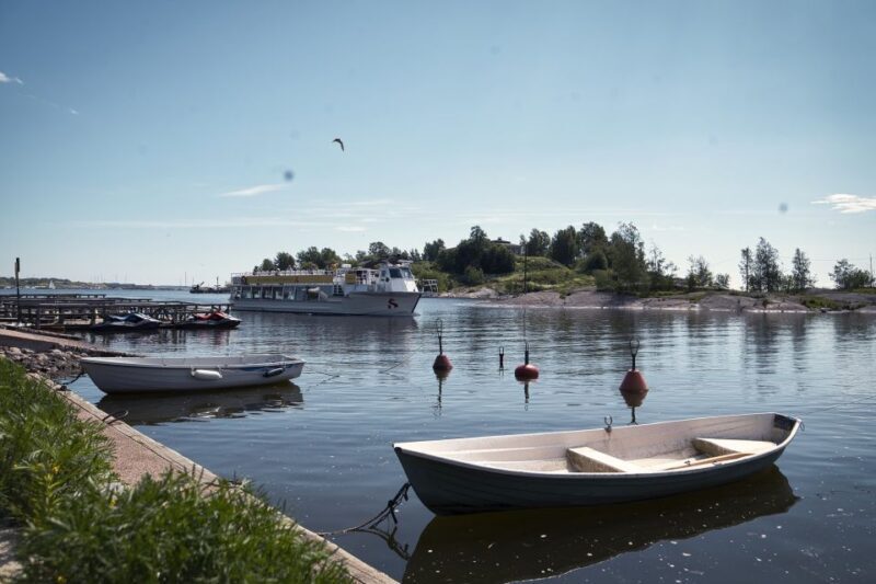 Helsinki: Hop-On Hop-Off Bus Tour & City Highlights Cruise - FAQ