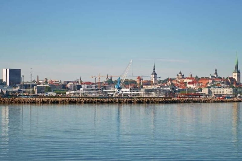 Helsinki: Must-See Attractions Guided Walking Tour - A Complete Look at the Helsinki Must-See Attractions Guided Walking Tour
