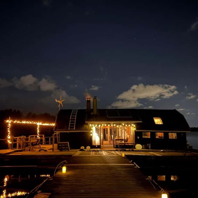 Helsinki: Rustic Traditional Floating Sauna Experience - An In-Depth Look at the Floating Sauna Experience