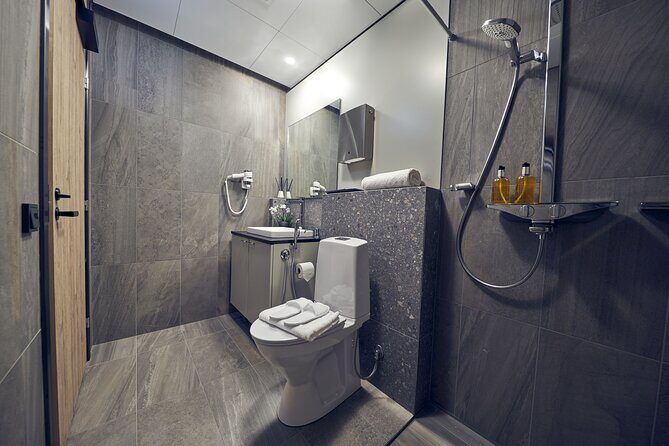 Helsinki-Vantaa Airport Plaza Premium Lounge - An In-Depth Look at Helsinki-Vantaa’s Plaza Premium Lounge