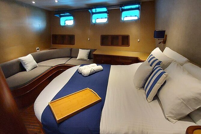 Hera Round Malta & Comino Blue Lagoon - FAQs  