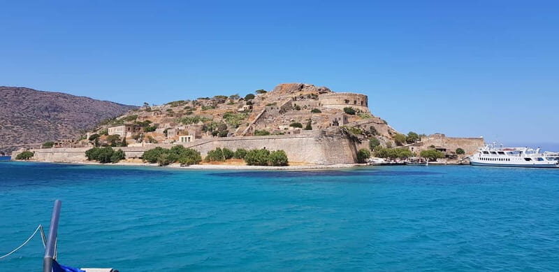 Heraklion Areas : Elounda Boat Trip -The Authentic - The Return Journey