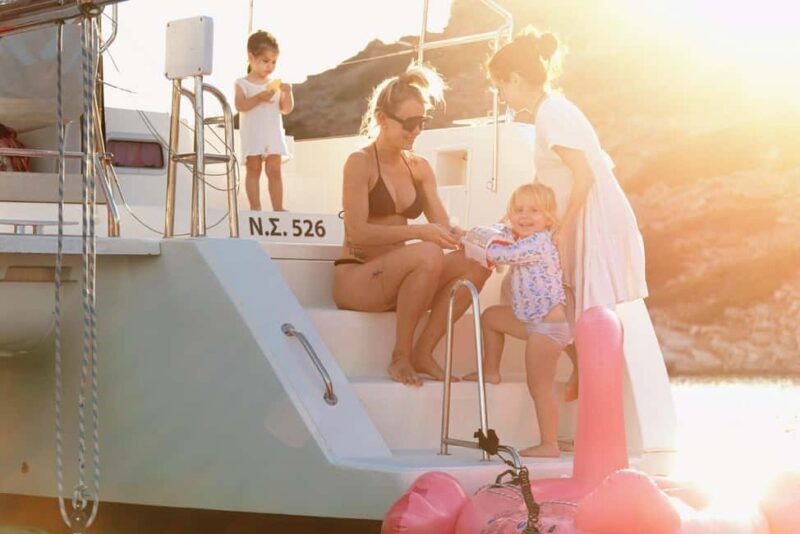 Heraklion: Catamaran Cruise to Dia Island - Key Points