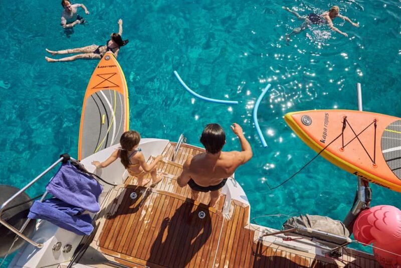 Heraklion: Catamaran Cruise to Dia with Sunset, Meal & Bar - A Closer Look at the Experience