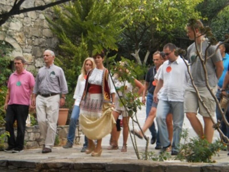 Heraklion Crete: Cretan and Greek Dance Lesson at Arolithos - What to Expect from the Dance Lesson