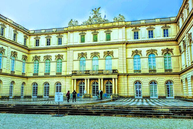 Herrenchiemsee Palace EXCLUSIVE Lake Chiemsee Tour with Salzburg or EAGLE'S NEST from Munich - Who is This Tour Best For?