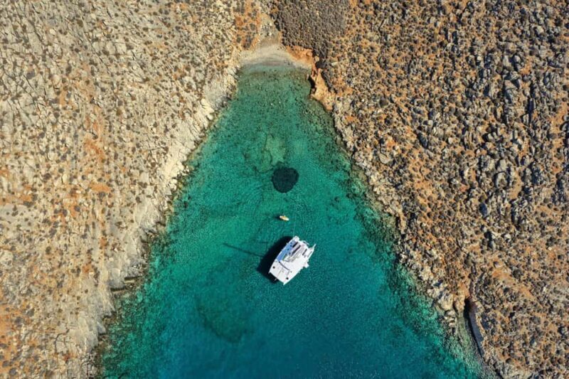 Hersonissos: Dia Catamaran Cruise with Lunch & Drinks - Key Points