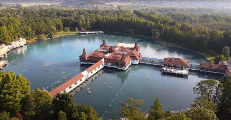 Hévíz Wellness Escape: Thermal Lake Day Trip from Budapest - Key Points  
