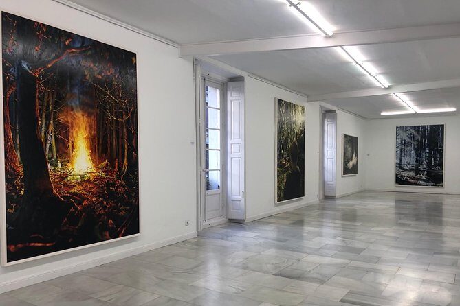 Hidden Art Galleries and Artist's Studio in Madrid - Key Points