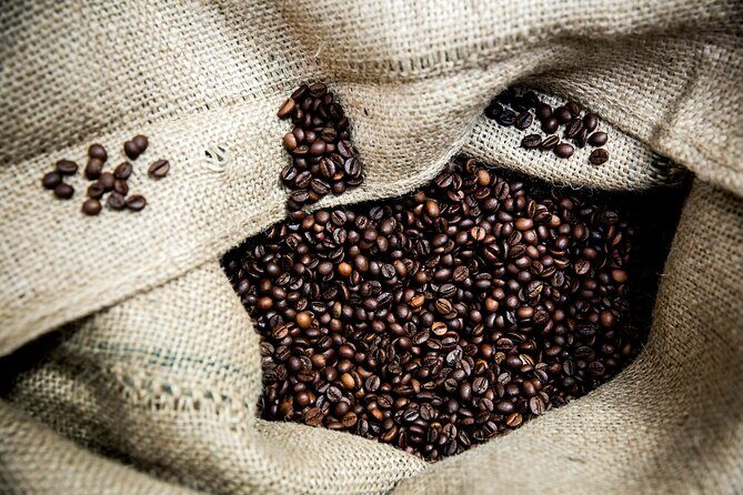 Hidden Flavors of the Hillside: Mouraria & Graça - FAQs