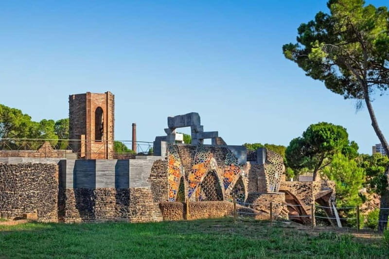 Highlights Guided visit to Gaudi's Crypt and Colonia Güell - Final Thoughts