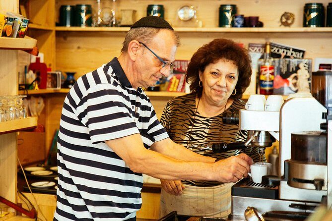 Highlights & Hidden Gems of Budapest Private Tour - Meeting Point and Duration