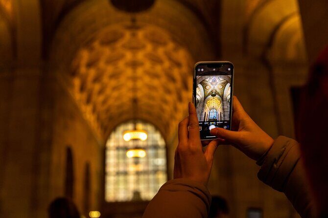 Highlights & Hidden Gems of Old Montreal walking tour By FITZ MTL - A Comprehensive Review of the Highlights & Hidden Gems of Old Montreal Walking Tour