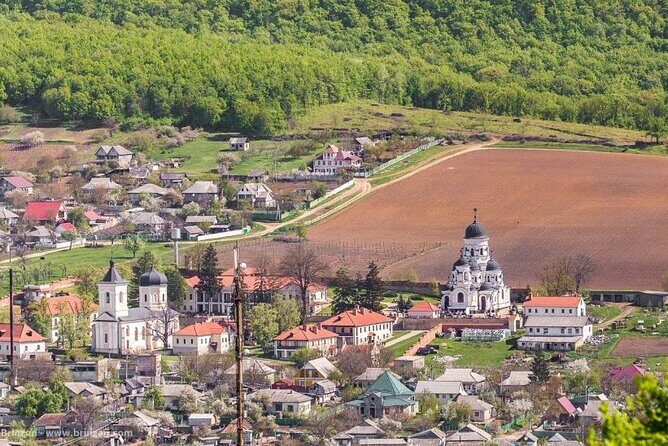 Highlights of Chisinau & Milestii Mici Wine Cellars - Key Points  