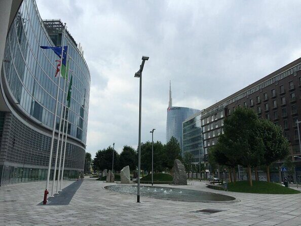 Highlights of Milan Bike Tour - Starting Point and Overall Experience