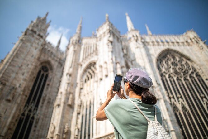 Highlights of Milano Private Walking Tour: Duomo, Castle & Gelato - Key Points