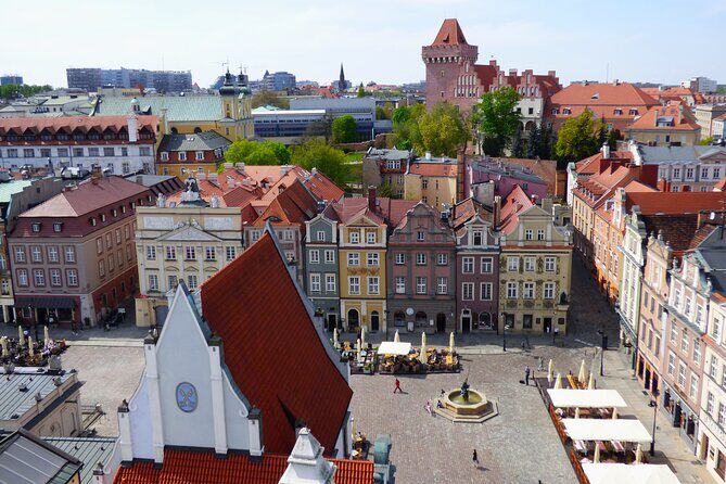 Highlights of Pozna Private 2 Hour Tour with a local Guide - Key Points