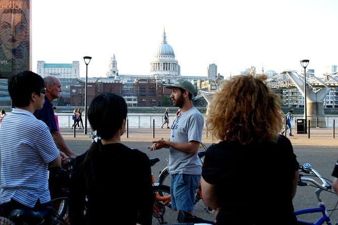 Highlights of Royal London Bike Tour with River Cruise Package - Frequently Asked Questions