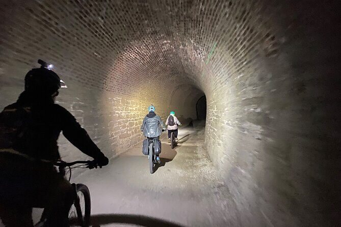 Highlights of the Otago Rail Trail: all-inclusive eBike Tour - An Authentic Ride through Otagos Scenic Highlights