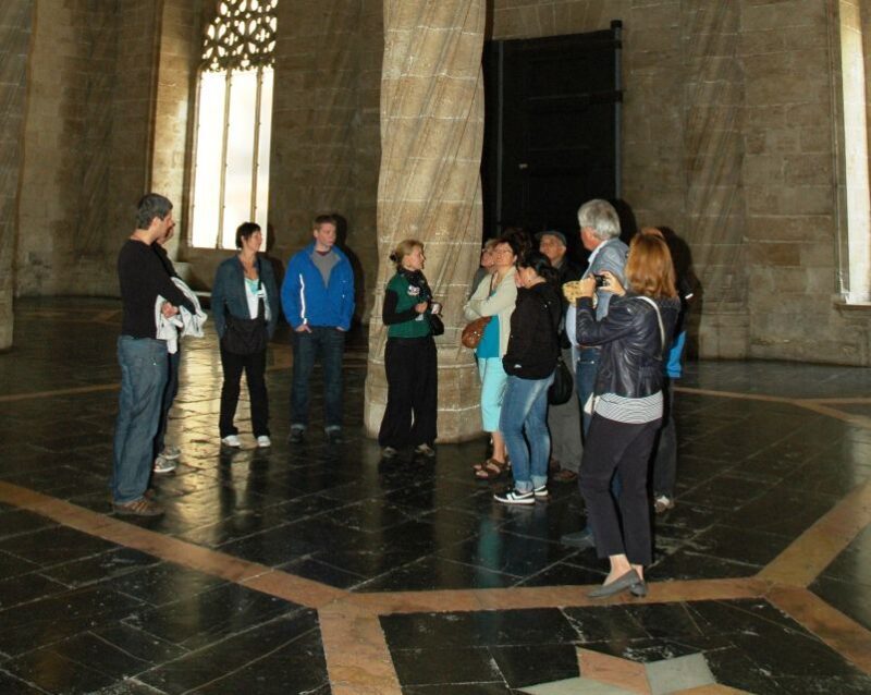 Highlights of Valencia: Private Half-Day Tour - Who Is This Tour Best For?