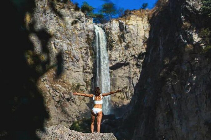 Hike and Swim in fresh springs and waterfalls in Guadalajara - The Sum Up