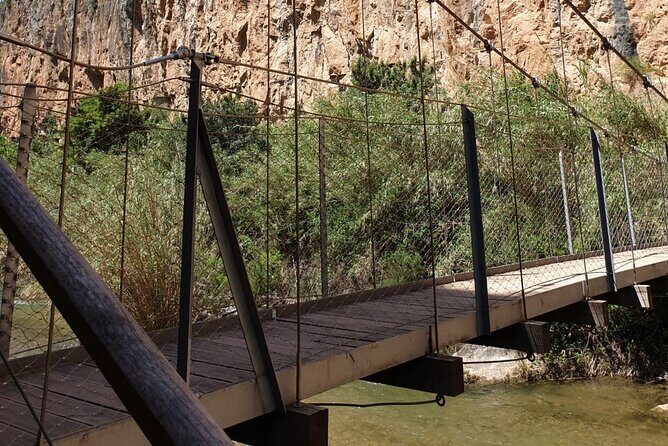 Hike Hanging Bridges and Canyon Túria - Chulilla - OFFICIAL GUIDE - Duration, Distance, and Difficulty