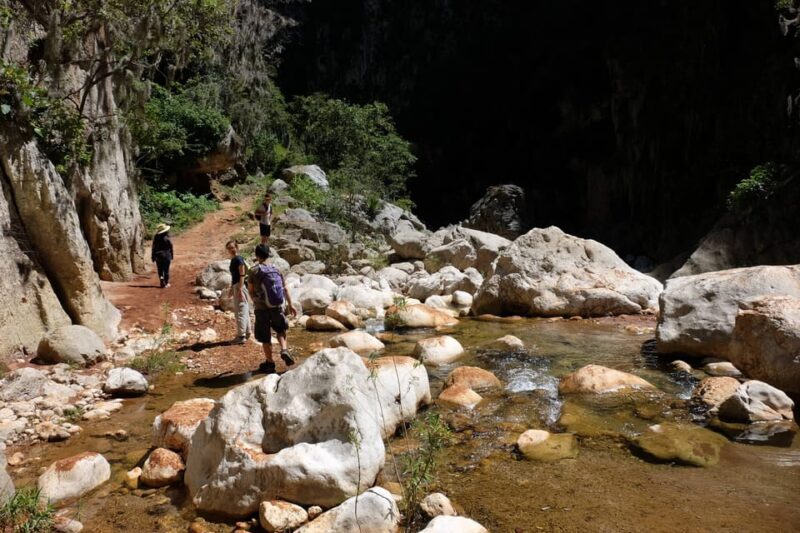 Hike + Swim at Apoala Waterfalls - FAQ