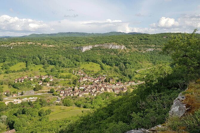 Hike to discover the most beautiful villages of France of the Dordogne valley : Loubressac and Autoire - Practical Details and Considerations