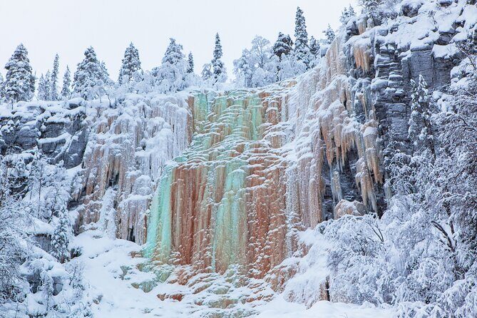 Hike to Frozen Waterfalls of Korouoma Including BBQ Lunch from Rovaniemi - What Reviewers Say About the Tour