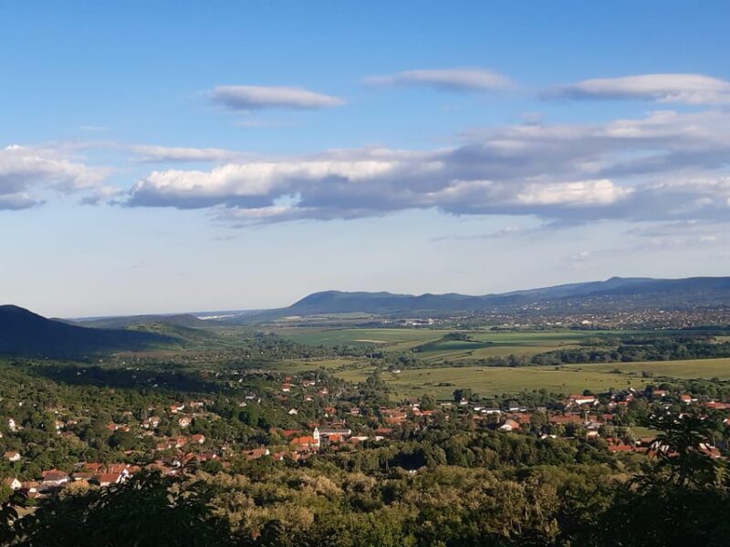 Hike to Spiritual Sites Near Budapest - Key Points