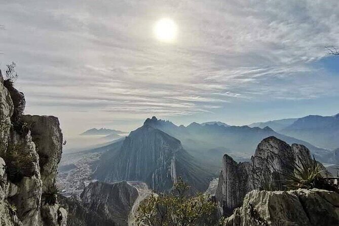 Hiking Climbing And Rappelling In The Eaglets Nest - Who Is This Tour Best For?