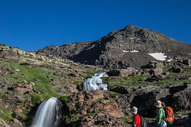 Hiking experience in the High Sierra Nevada National Park - Key Points