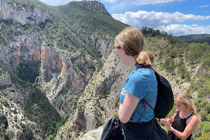 Hiking in Montanejos and swim in Thermal Springs - OFFICIAL GUIDE - Who Is This Tour Best Suited For?