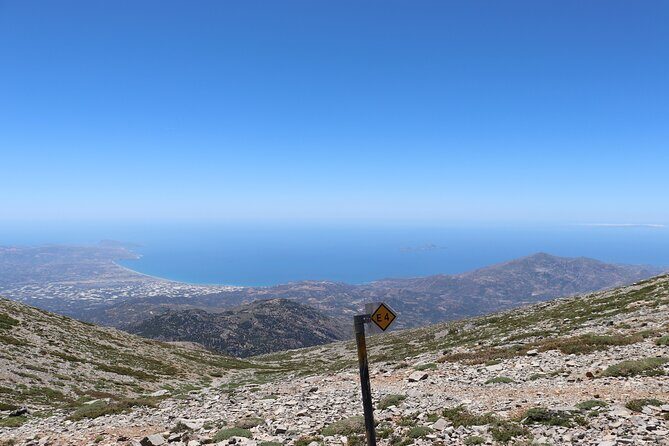 Hiking in Psiloritis Mountain (Ida Mt.) Crete - Key Points  