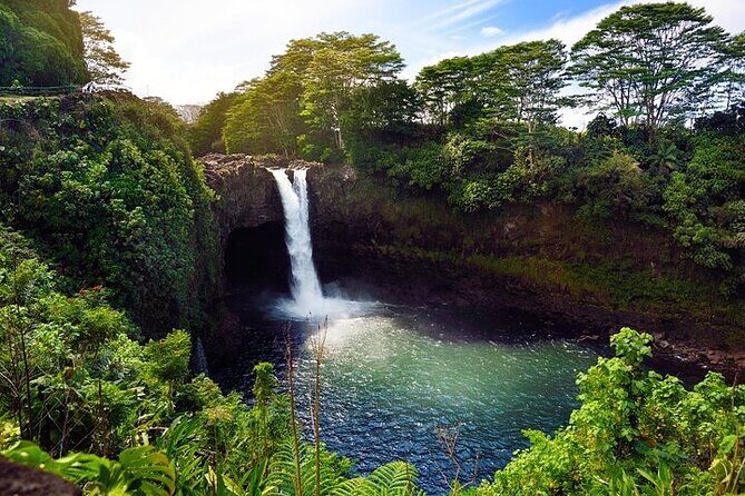 Hilo Shore Excursion: Visit Volcano, Waterfall, Beach with Lunch - Key Points